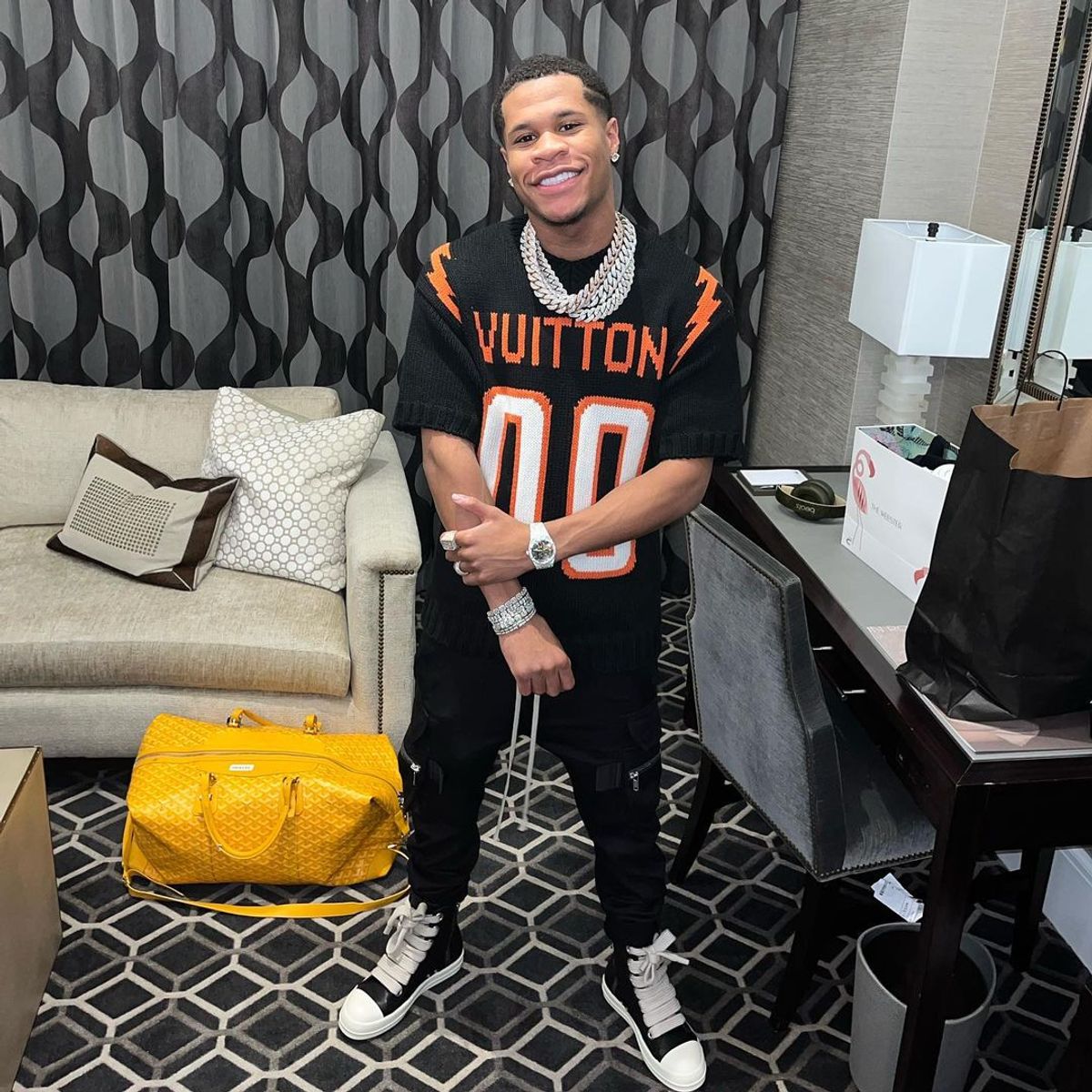 Devin Haney Outfit from March 4, 2022 | WHAT’S ON THE STAR?
