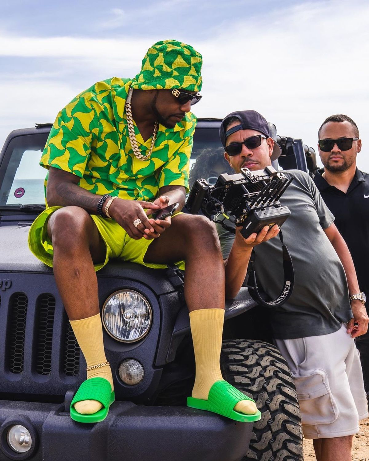 Fabolous Outfit from June 17, 2022 | WHAT’S ON THE STAR?