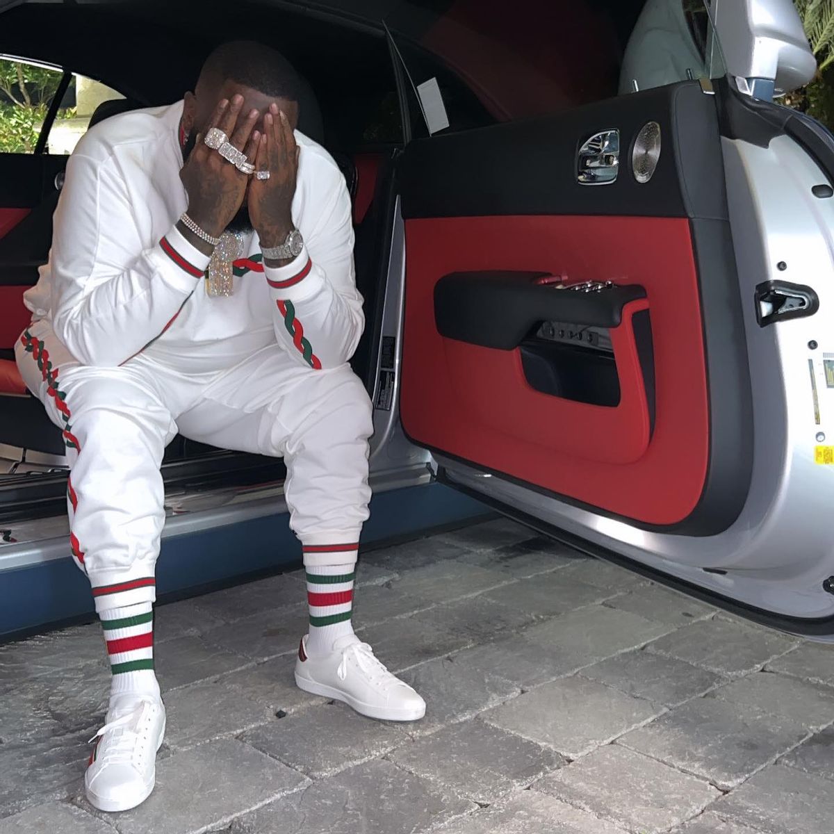Rick Ross Outfit from June 18, 2022 | WHAT’S ON THE STAR?