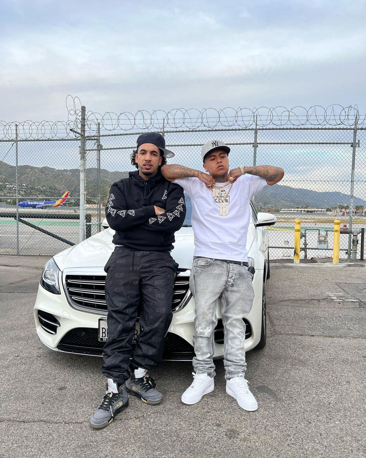 Fenix Flexin Outfit from March 16, 2022 | WHAT’S ON THE STAR?