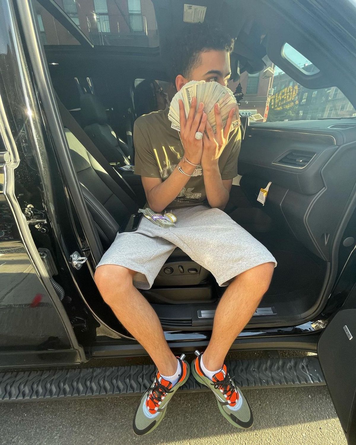 Jay Critch Outfit from June 7, 2022 | WHAT’S ON THE STAR?