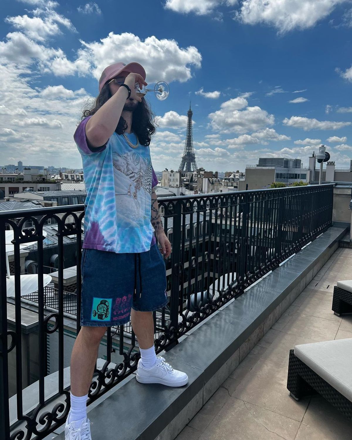 Russ Outfit from June 23, 2022 | WHAT’S ON THE STAR?