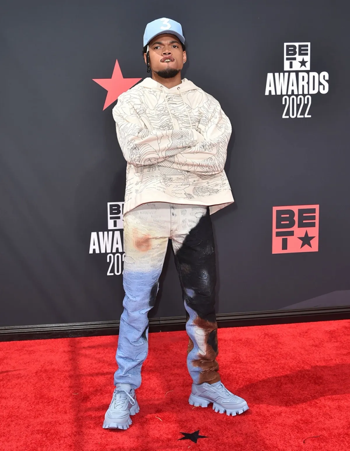 Chance The Rapper Outfit from June 27, 2022 | WHAT’S ON THE STAR?