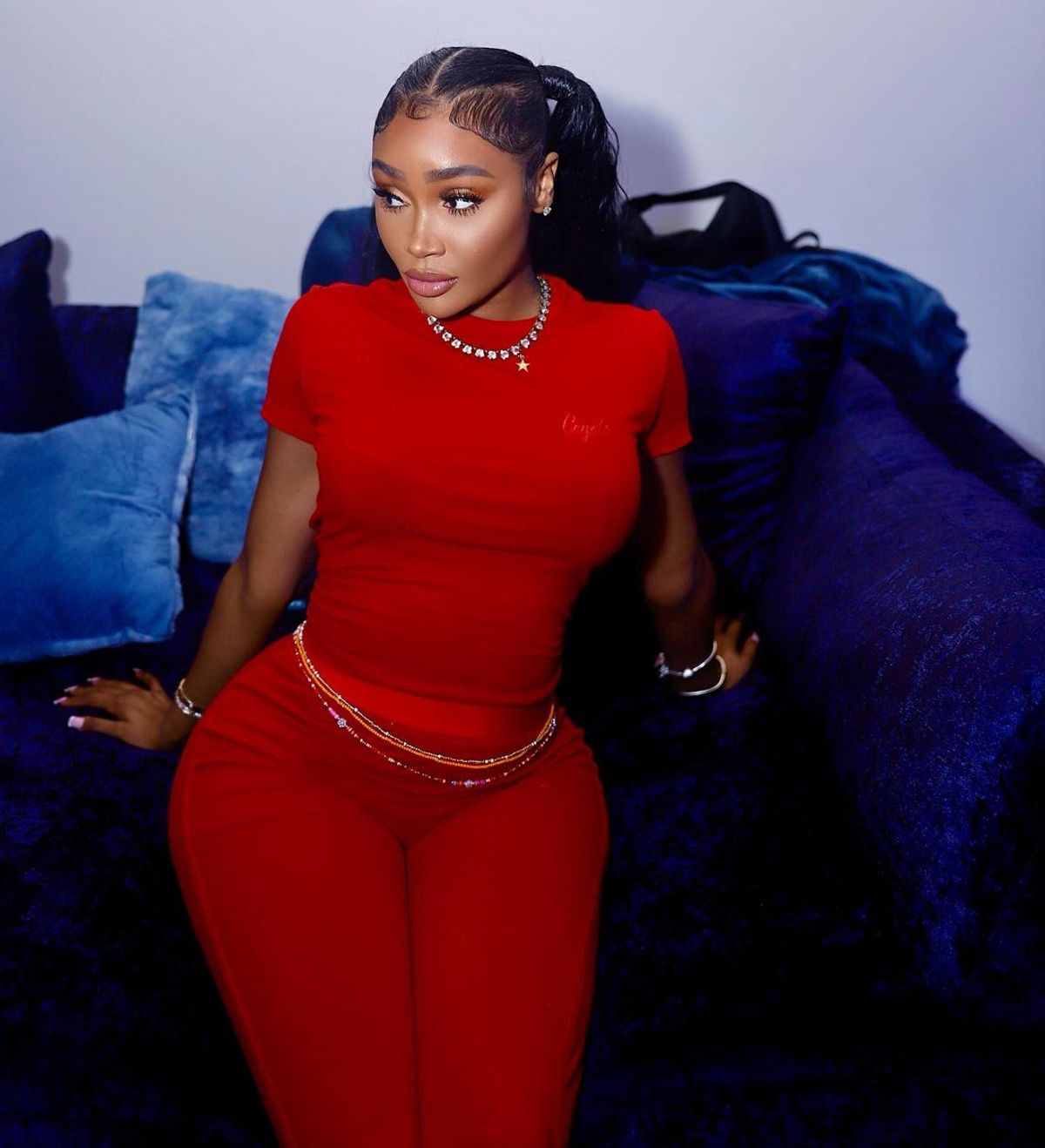 Karlae: Outfits, Clothes, Style and Fashion | WHAT’S ON THE STAR?