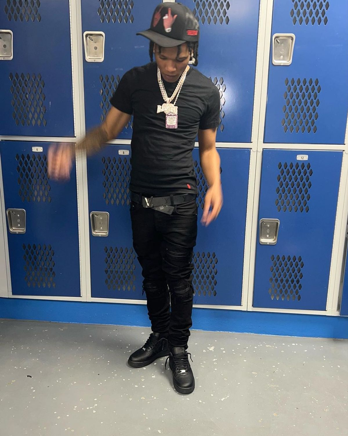 B Lovee Outfit from July 3, 2022 | WHAT’S ON THE STAR?