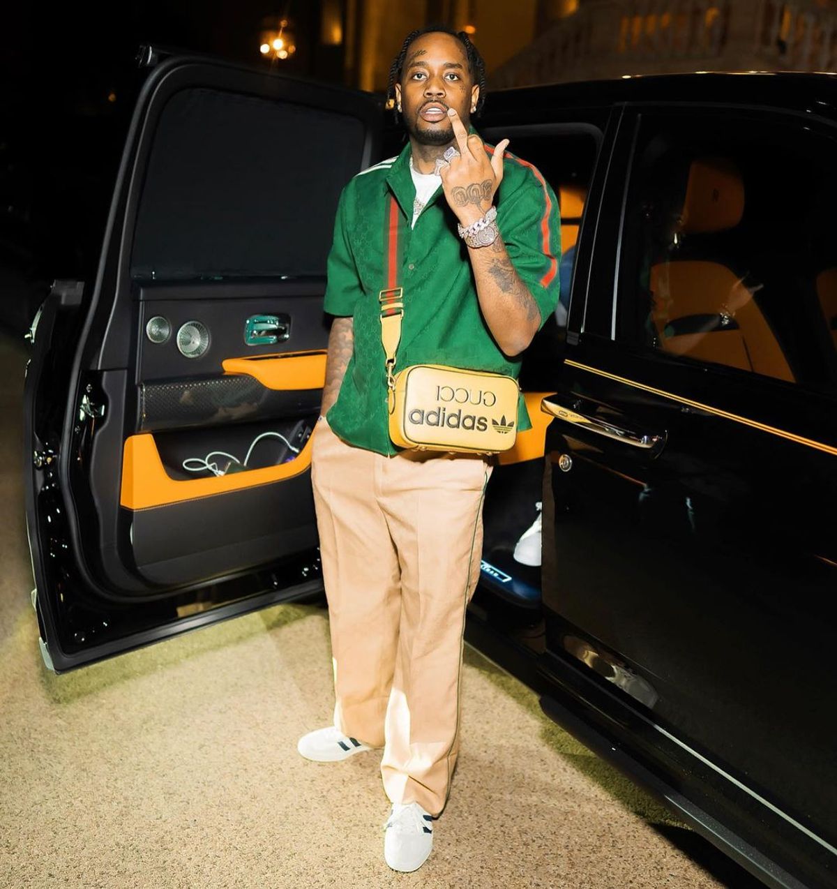 Fivio Foreign Outfit from July 7, 2022 | WHAT’S ON THE STAR?