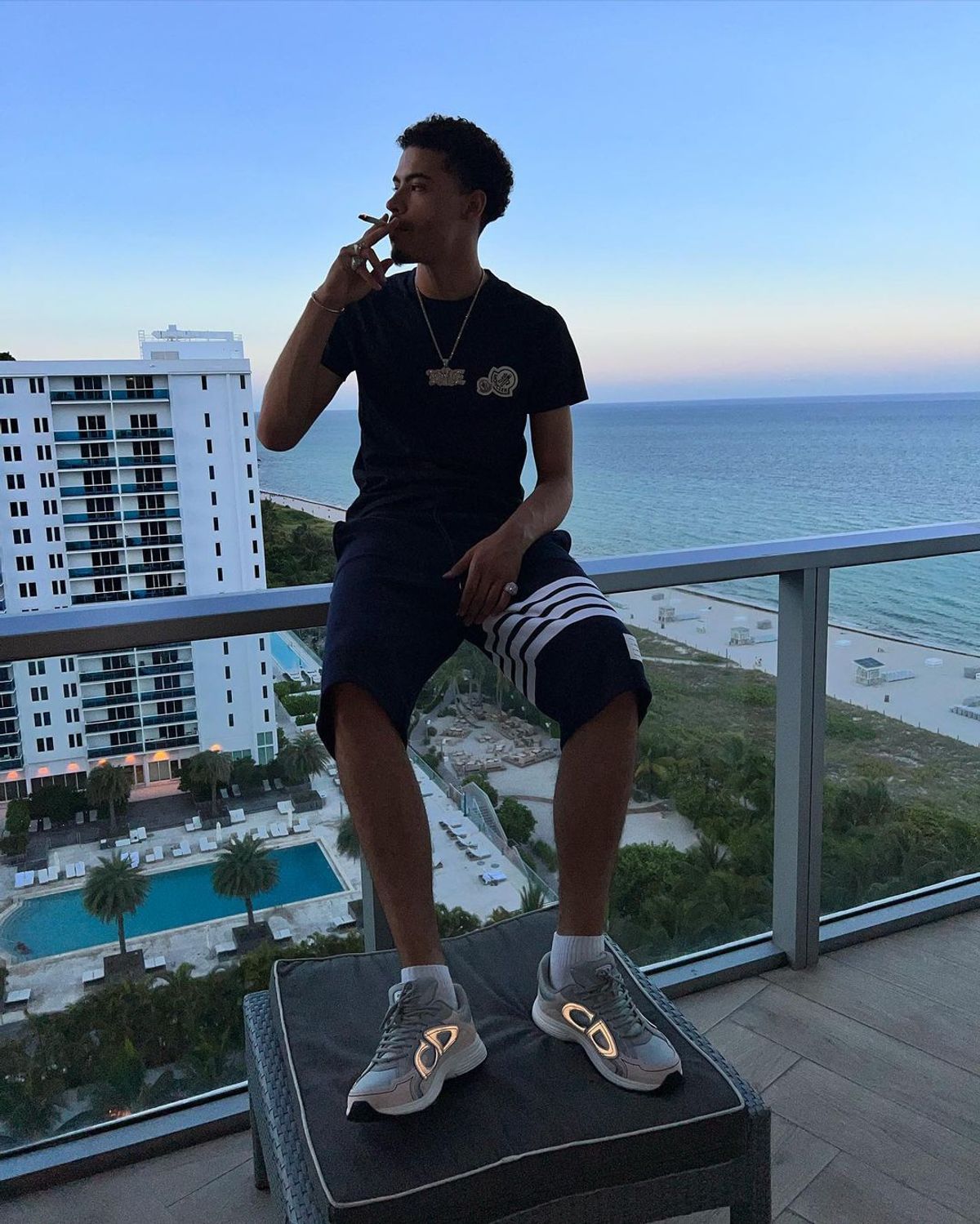 Jay Critch Outfit from July 10, 2022 | WHAT’S ON THE STAR?