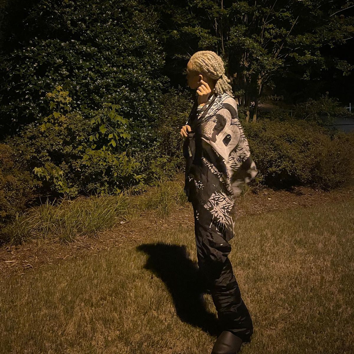 che Outfit from July 12, 2022 | WHAT’S ON THE STAR?