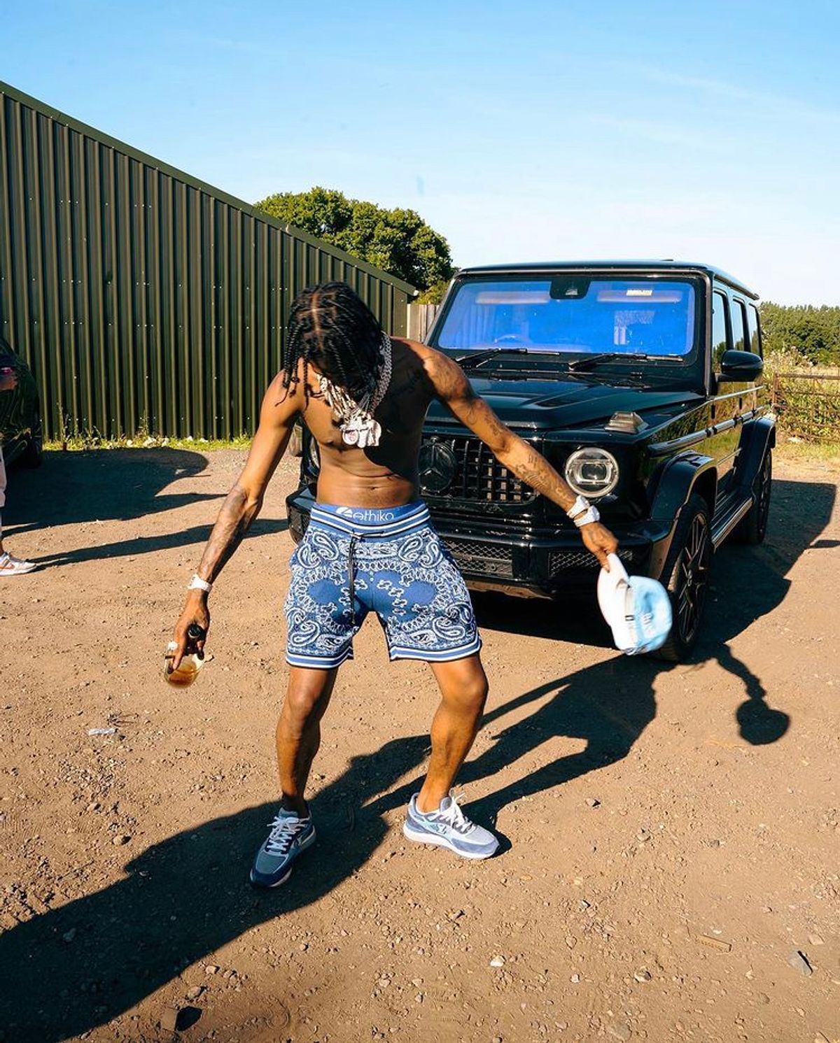 Russ Millions Outfit from July 12, 2022 | WHAT’S ON THE STAR?