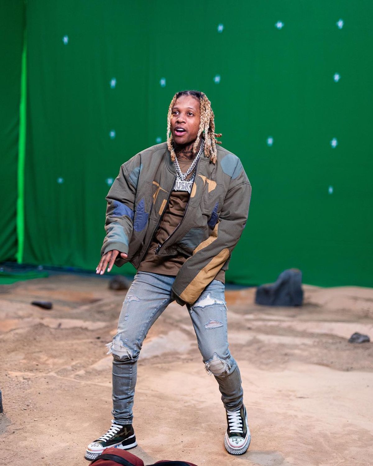 Lil Durk Outfit from July 14, 2022 | WHAT’S ON THE STAR?