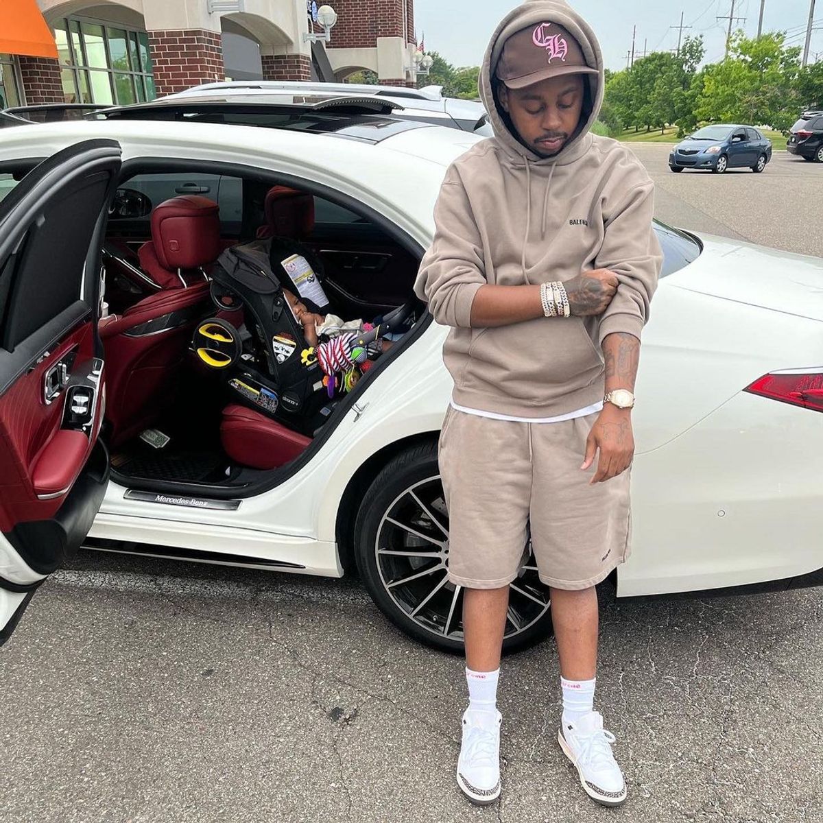 Babyface Ray Outfit from July 16, 2022 | WHAT’S ON THE STAR?