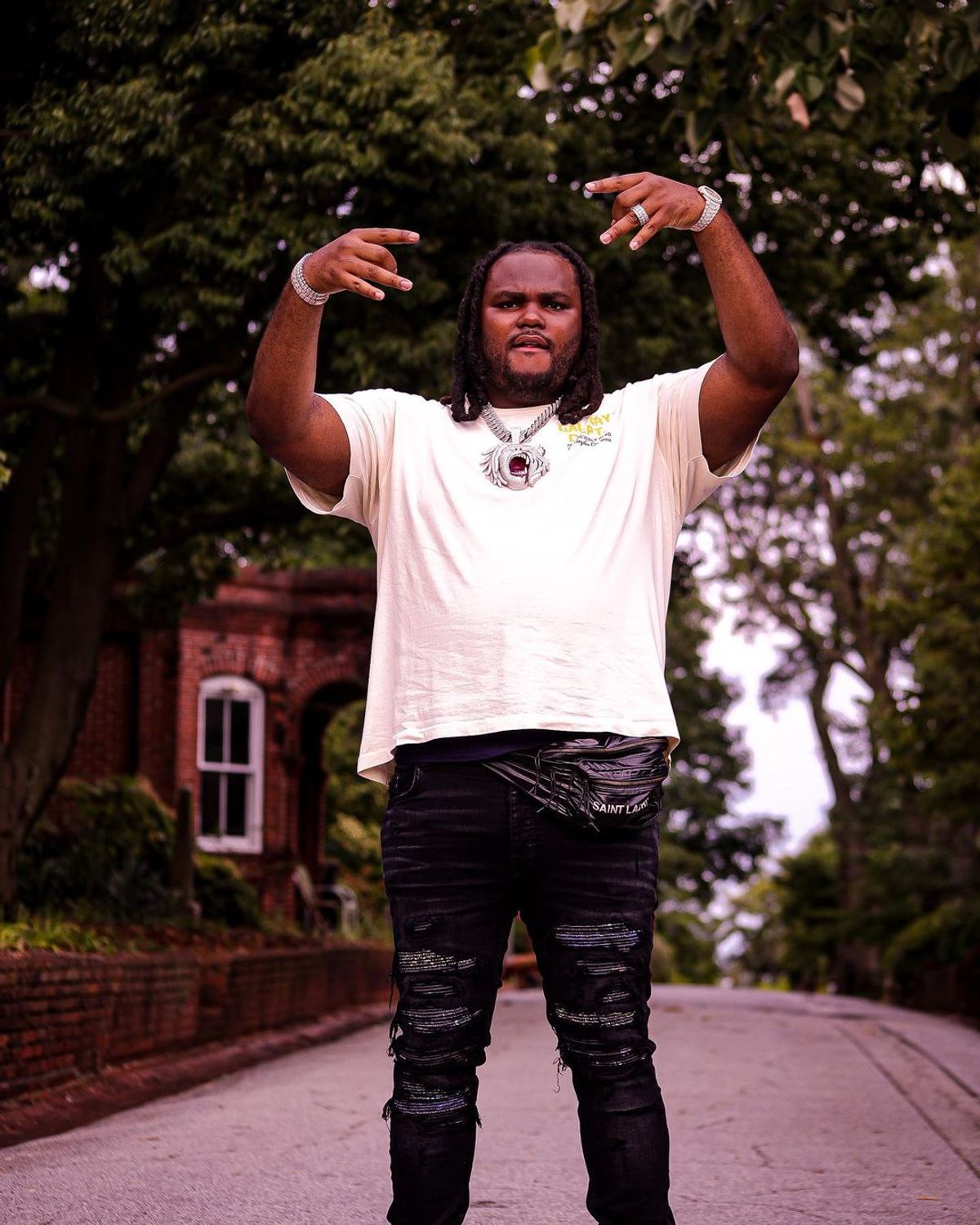 Tee Grizzley Outfit from July 16, 2022 | WHAT’S ON THE STAR?