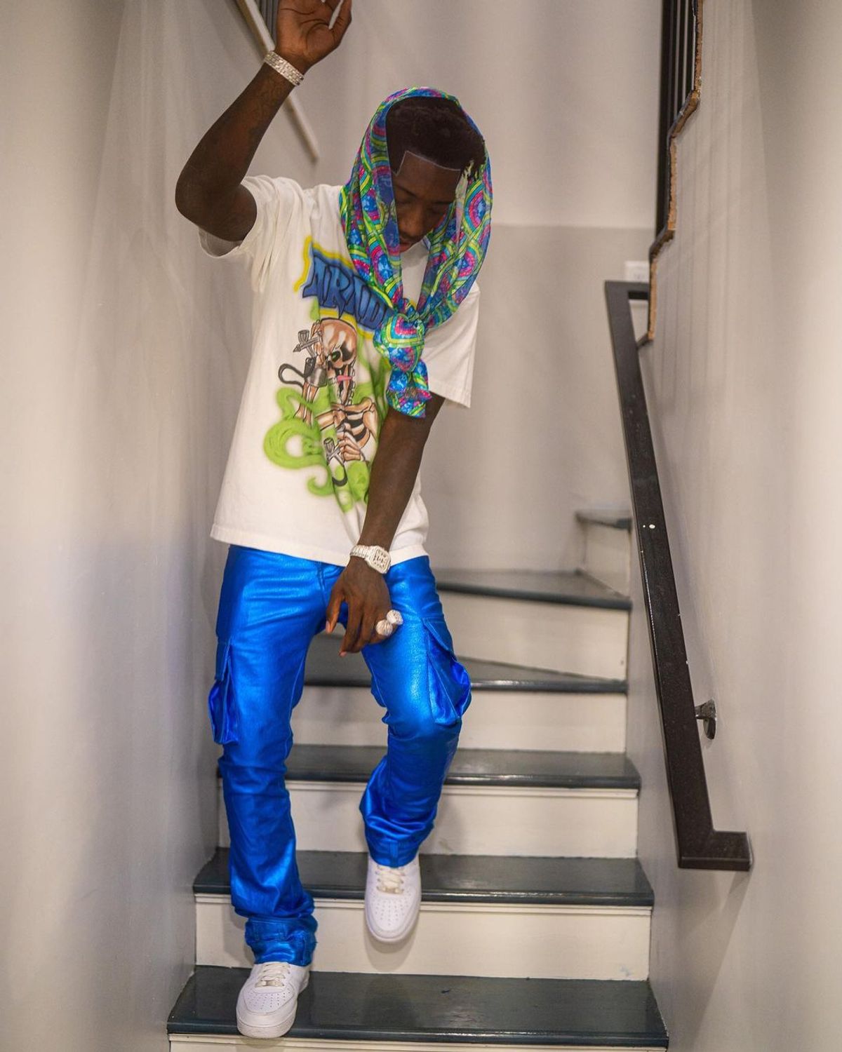 2Rare Outfit from July 18, 2022 | WHAT’S ON THE STAR?