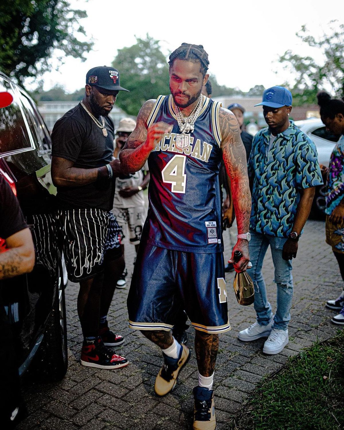 Dave East Outfit from July 18, 2022 | WHAT’S ON THE STAR?