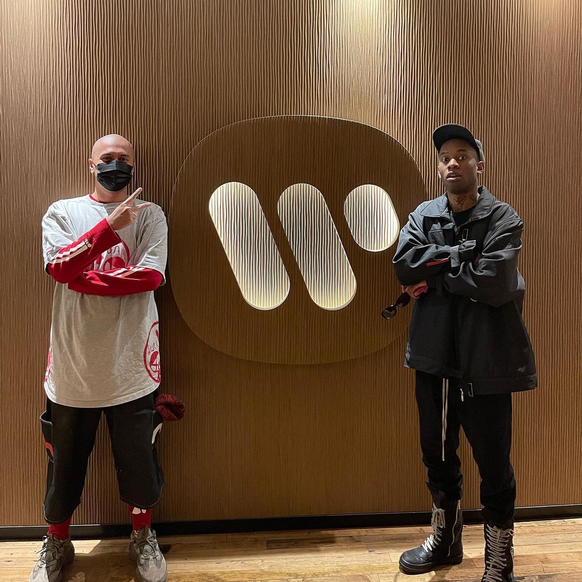 Christ Dillinger Outfit from January 22, 2022 | WHAT’S ON THE STAR?