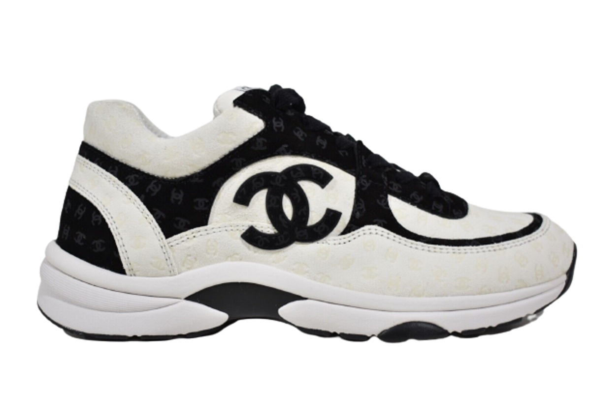 Chanel 22A White Black Suede Printed CC Logo Flat Runner Trainers ...
