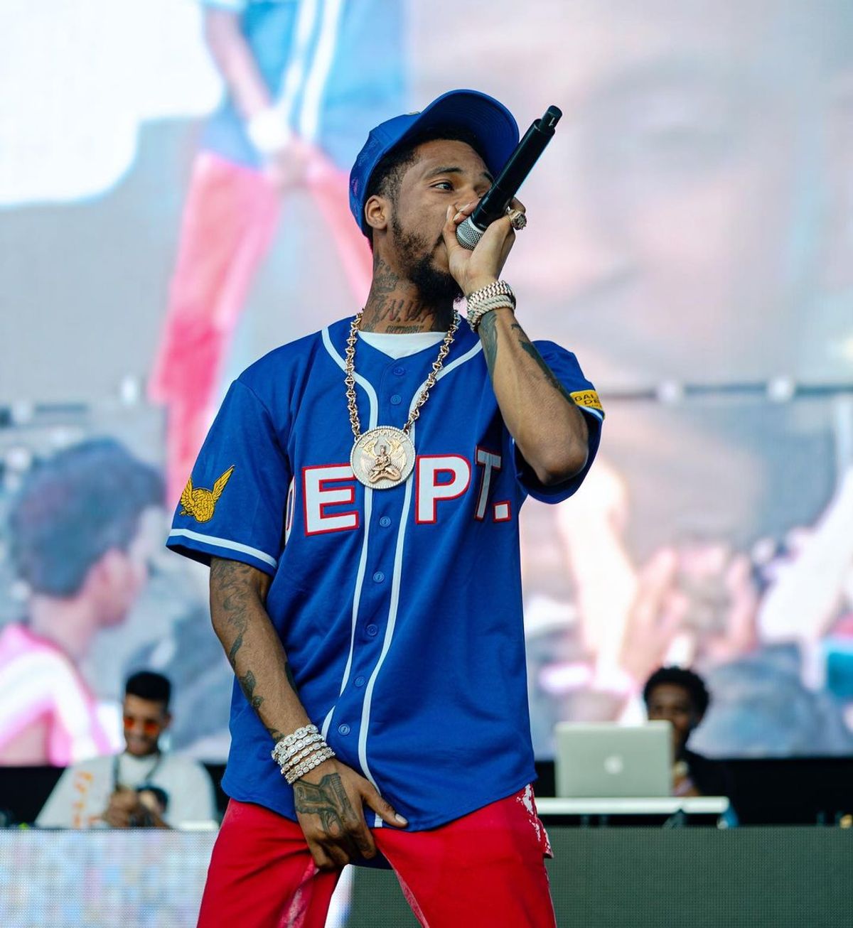 Key Glock Outfit from July 25, 2022 | WHAT’S ON THE STAR?