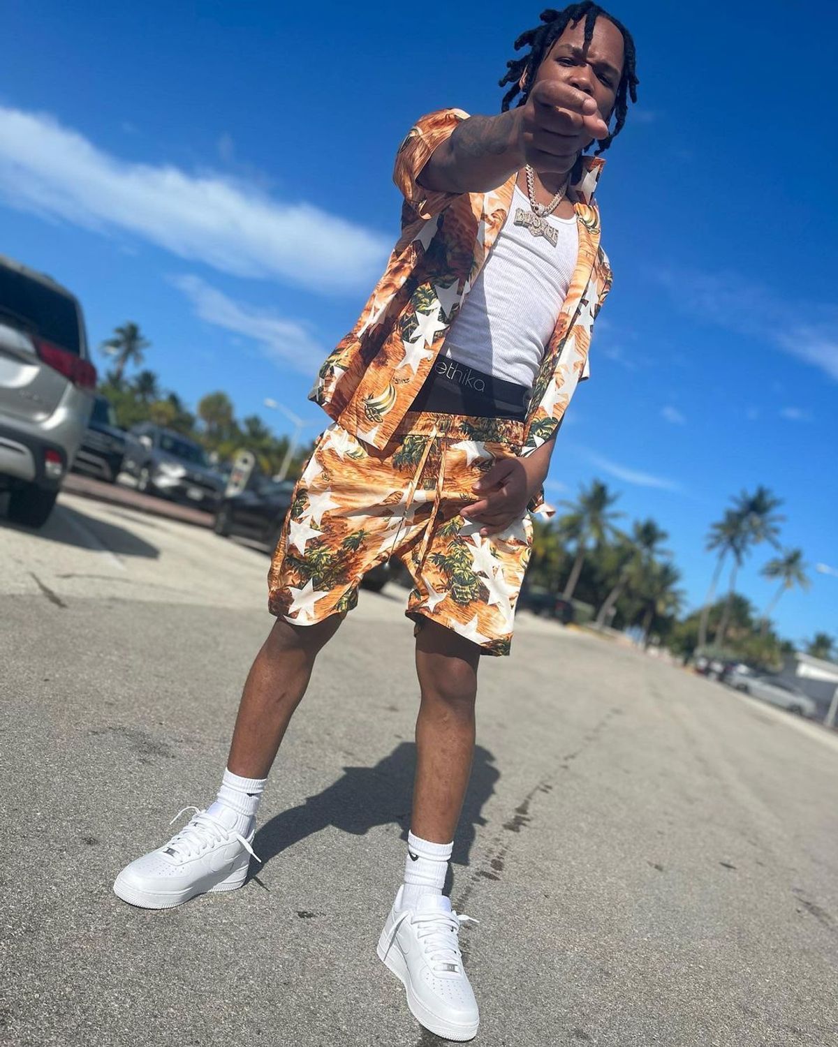 B Lovee Outfit from July 26, 2022 | WHAT’S ON THE STAR?