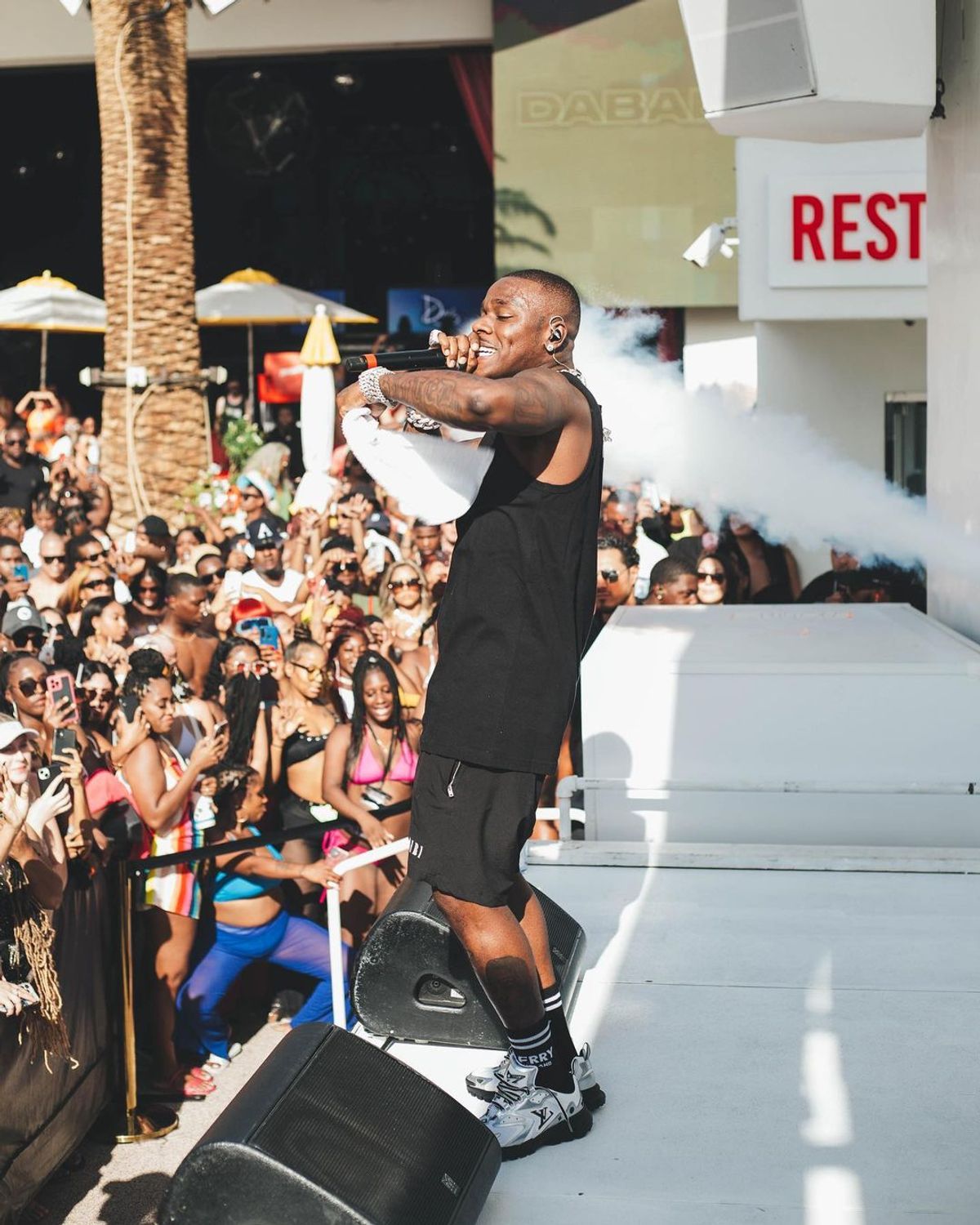 DaBaby Outfit from July 31, 2022 | WHAT’S ON THE STAR?