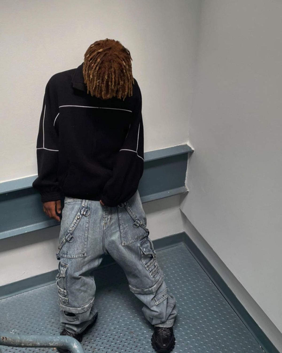 Midwxst Outfit from August 6, 2022 | WHAT’S ON THE STAR?