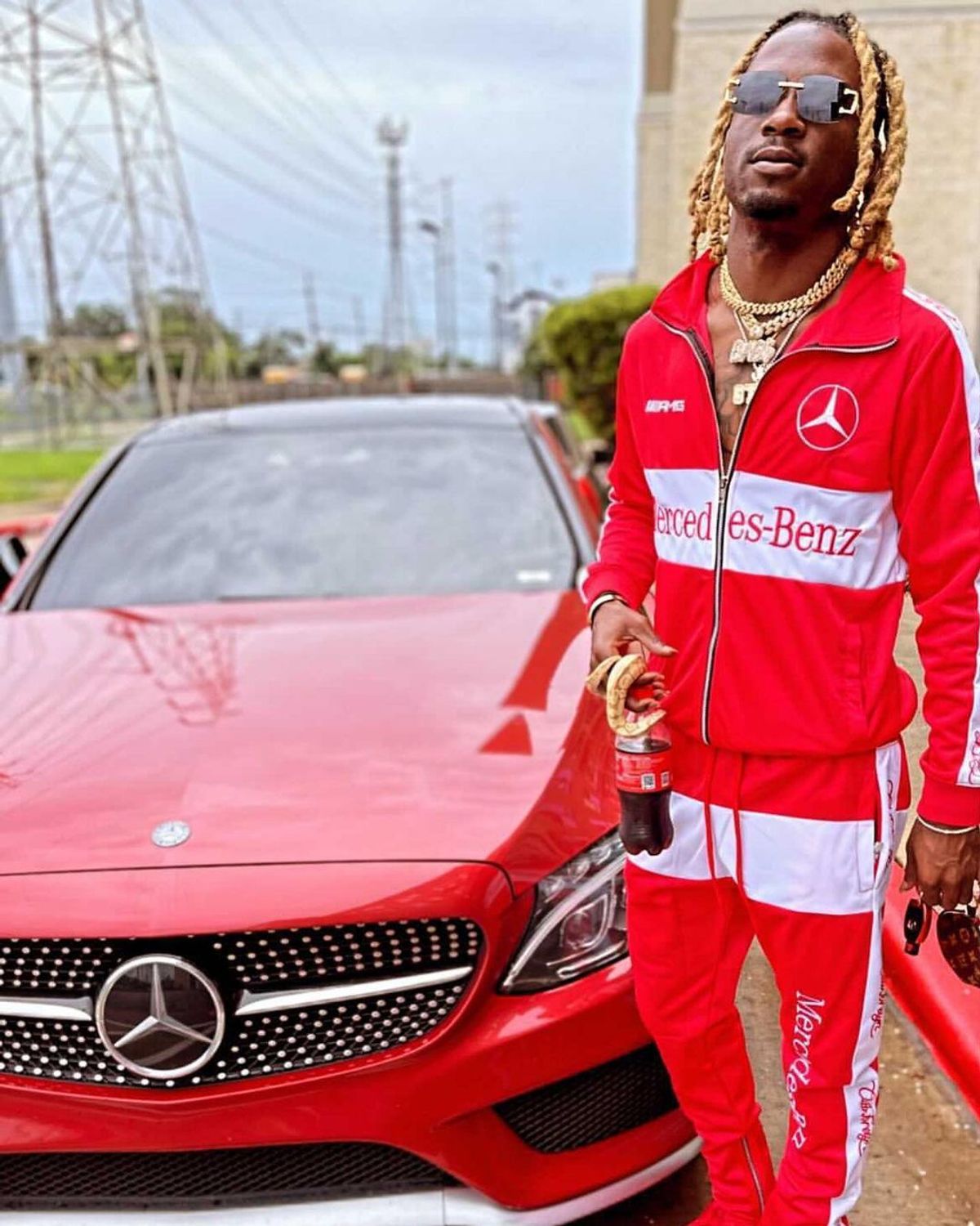 Club Foreign: Clothing, Shoes & Accessories | WHAT’S ON THE STAR?