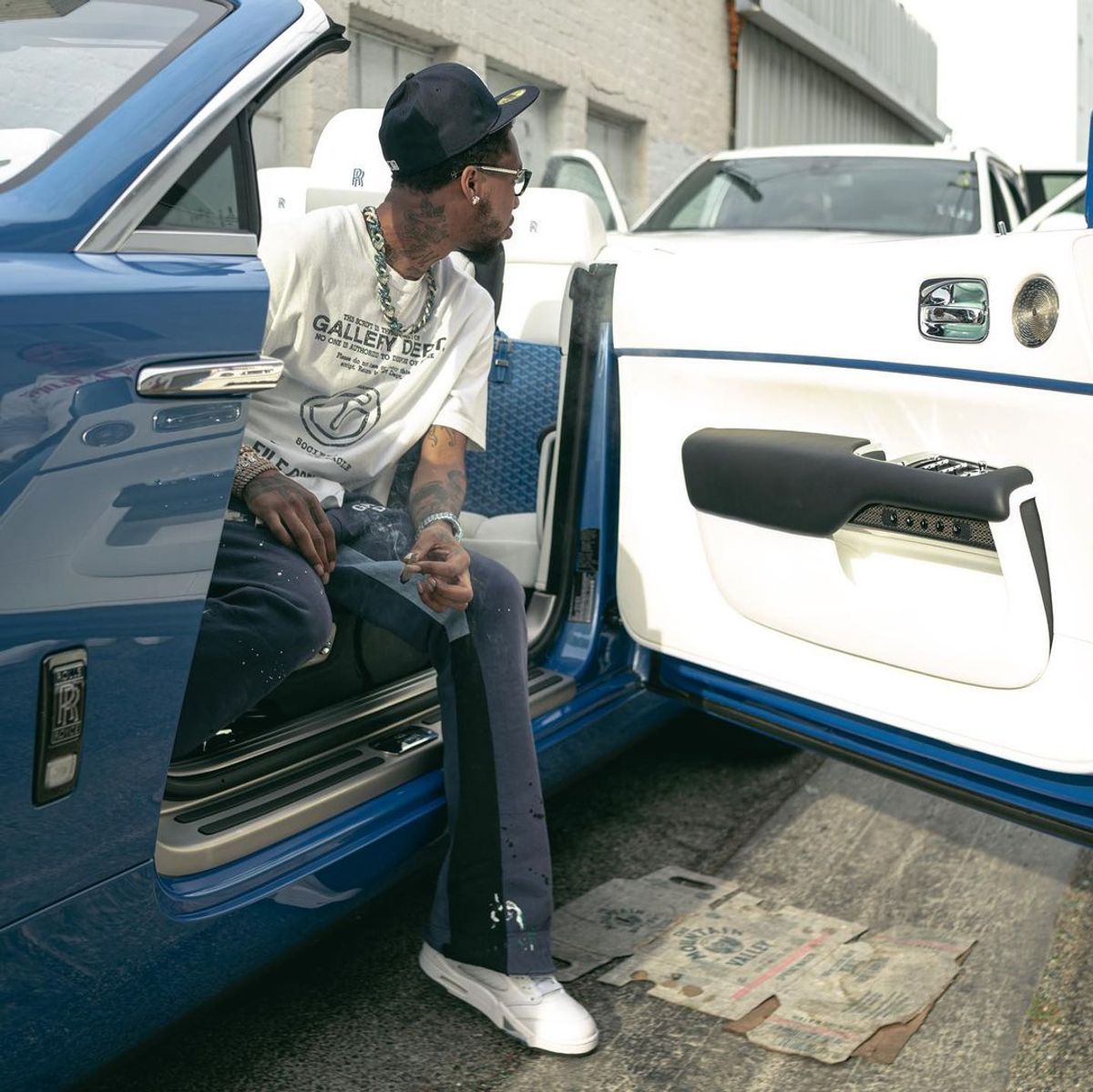 Key Glock Outfit from August 16, 2022 | WHAT’S ON THE STAR?