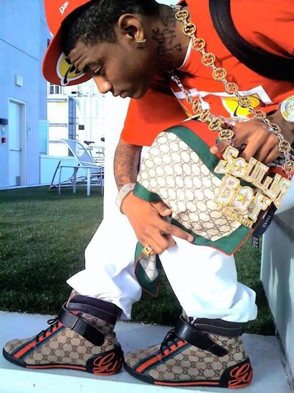 Soulja Boy Outfit from July 14, 2005 | WHAT’S ON THE STAR?