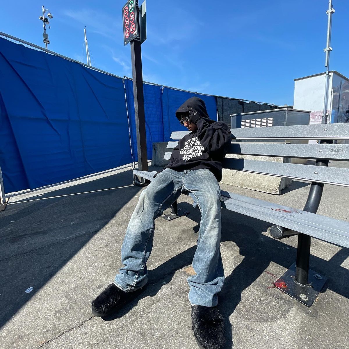 Boslen Outfit from August 25, 2022 | WHAT’S ON THE STAR?