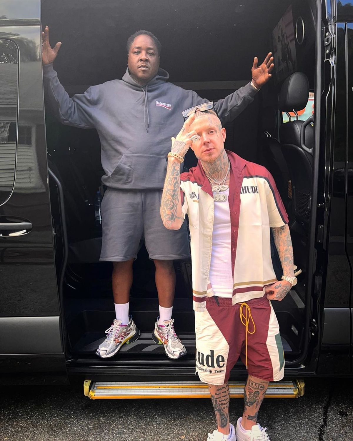 Jadakiss Outfit from September 21, 2022 | WHAT’S ON THE STAR?