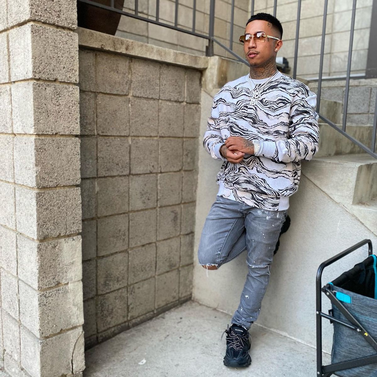 MBNel Outfit from July 22, 2022 | WHAT’S ON THE STAR?