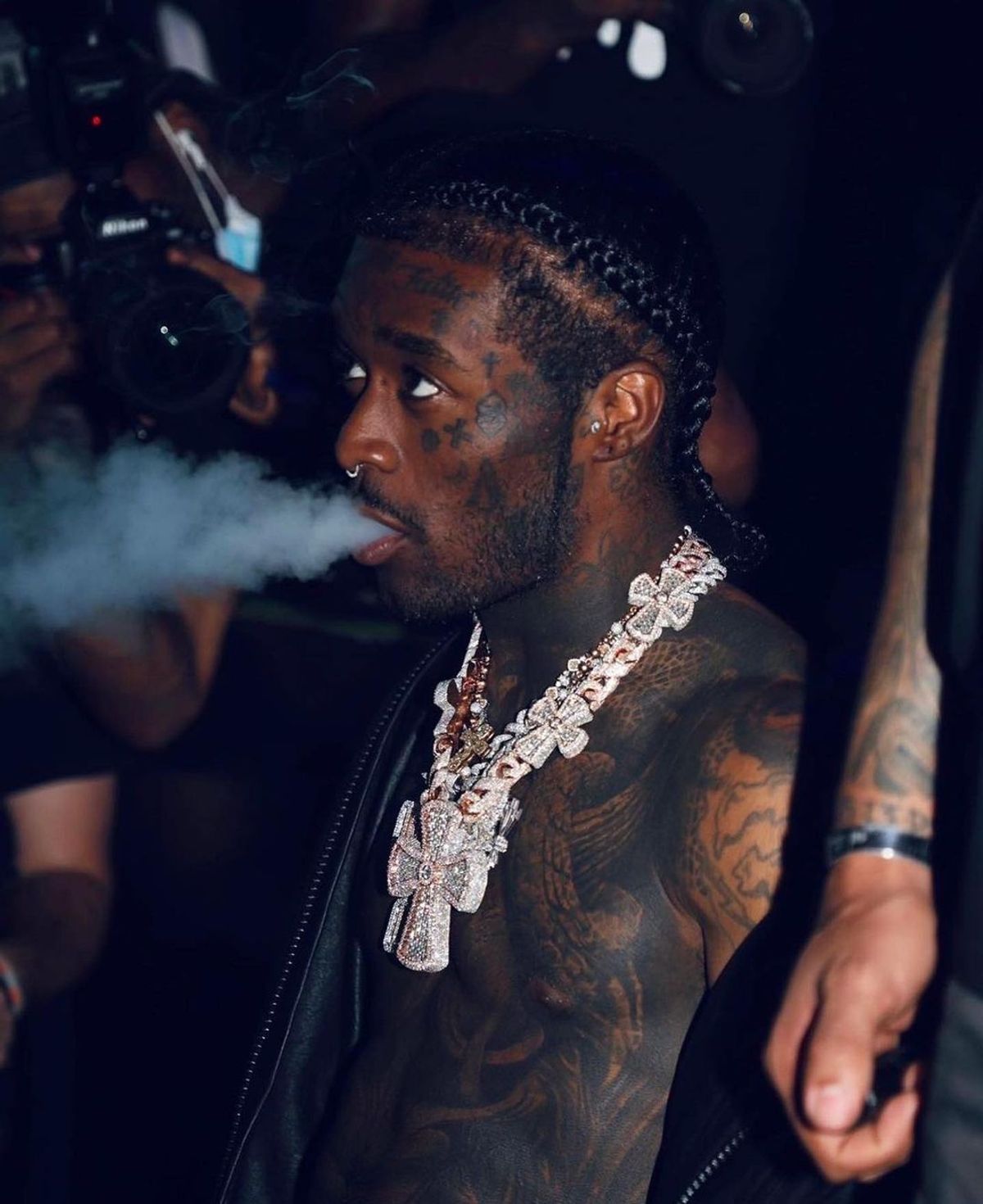 Lil Uzi Vert Outfit from September 24, 2022 | WHAT’S ON THE STAR?