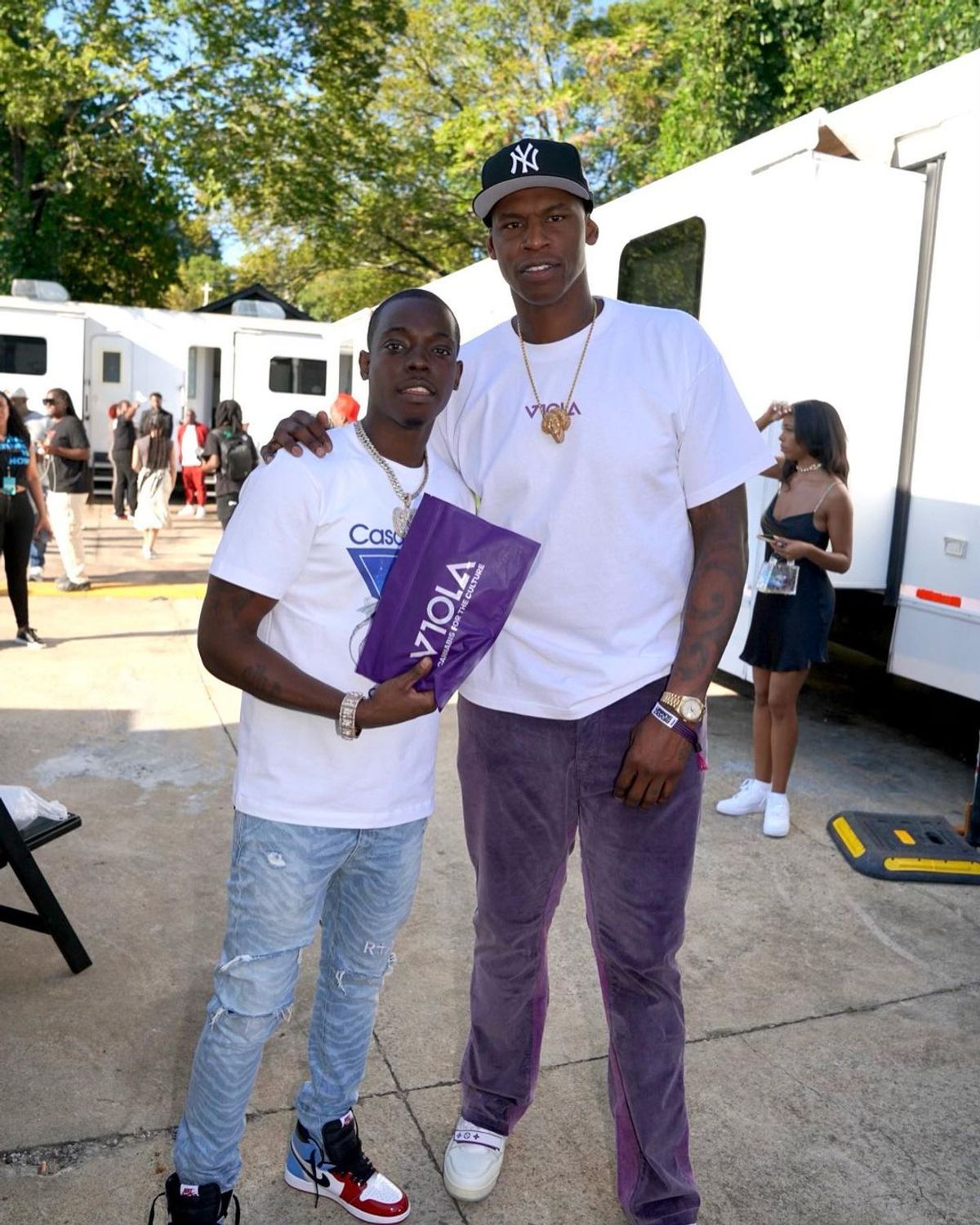 Bobby Shmurda Outfit from September 25, 2022 | WHAT’S ON THE STAR?
