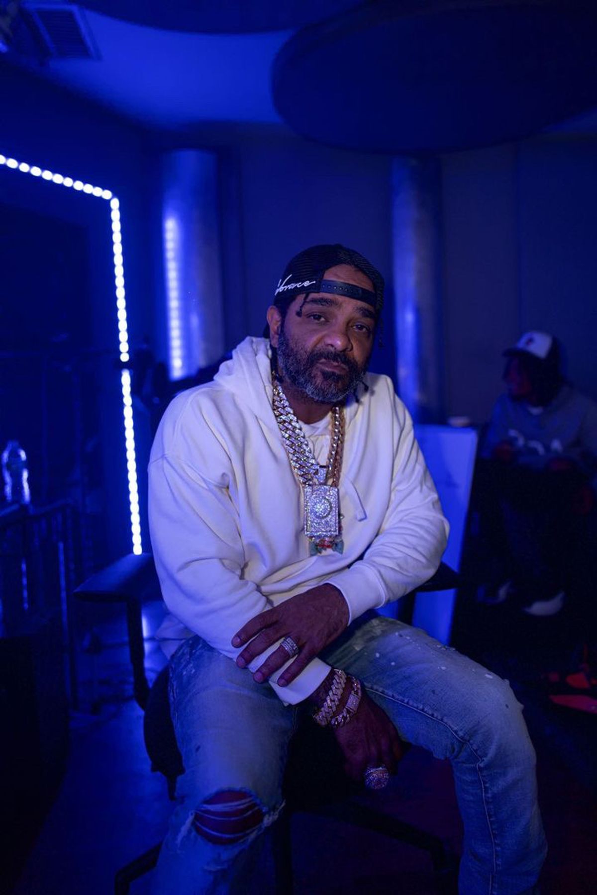 Jim Jones Outfit from September 22, 2022 | WHAT’S ON THE STAR?