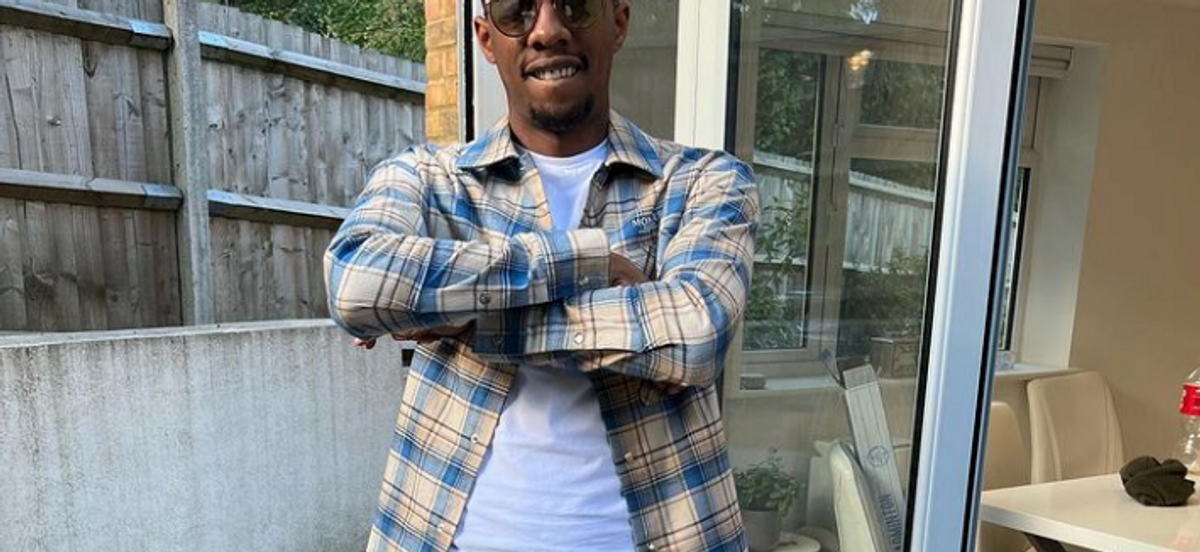 MoStack: Outfits, Clothes, Style and Fashion | WHAT’S ON THE STAR?