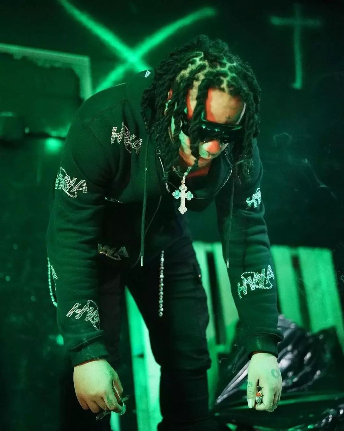 Trippie Redd Outfit from September 20, 2022 | WHAT’S ON THE STAR?