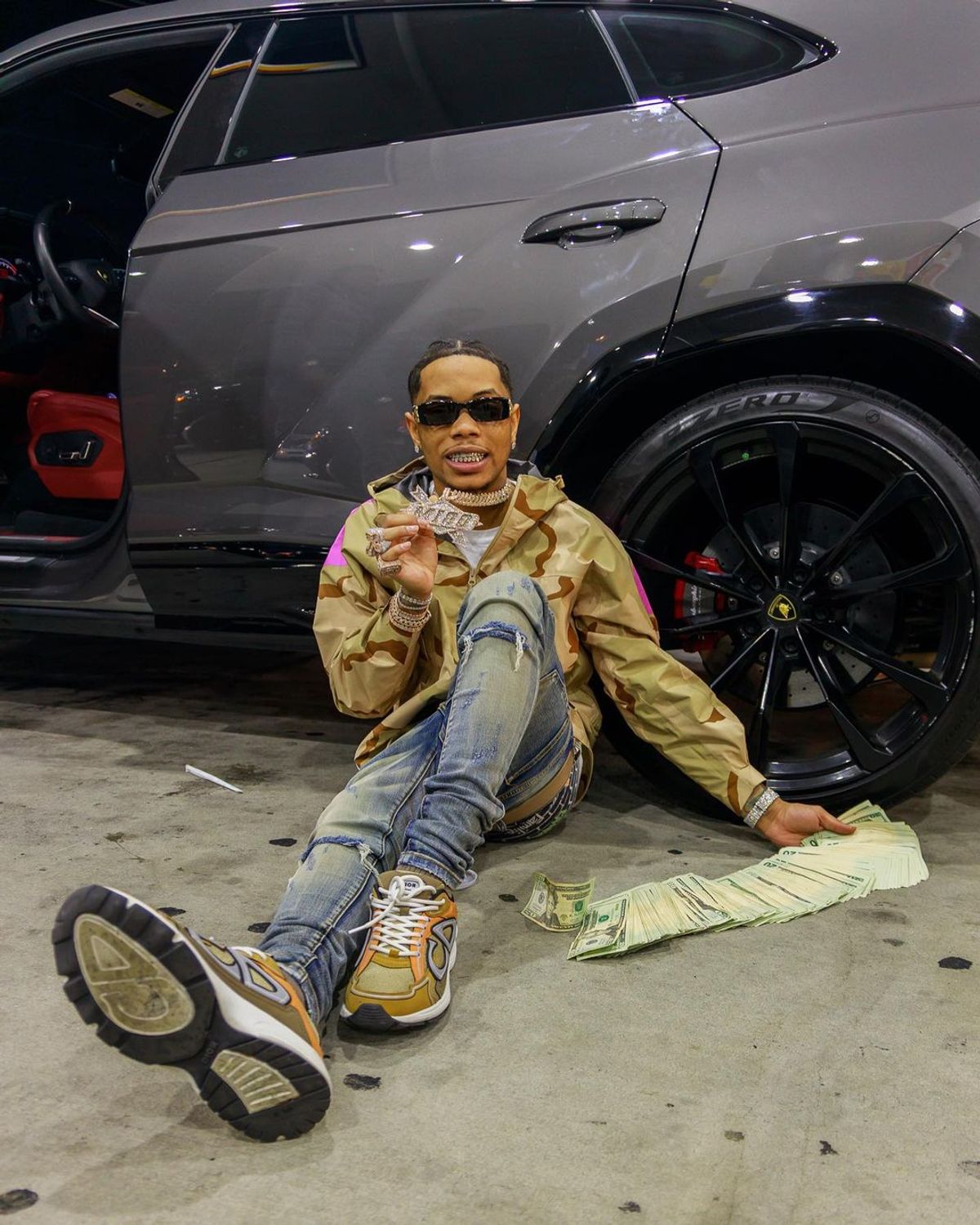 Lil Migo Outfit from October 4, 2022 | WHAT’S ON THE STAR?