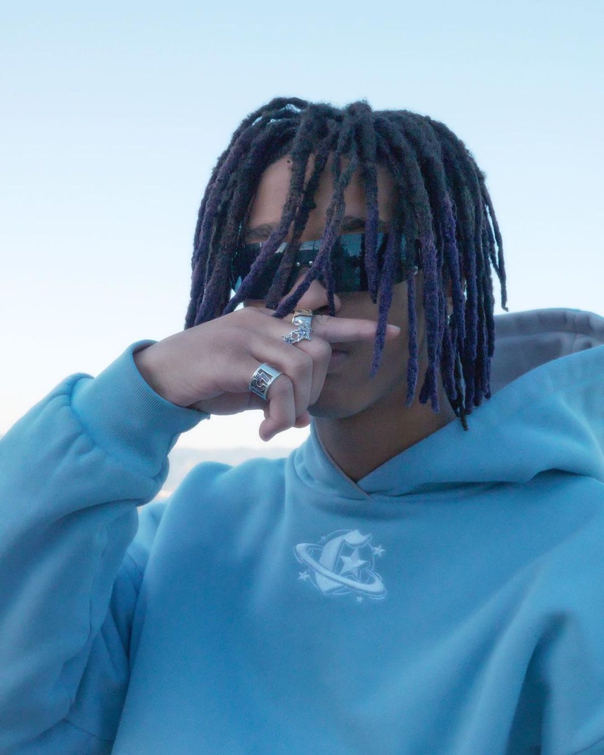 Kashdami Outfit from April 1, 2022 | WHAT’S ON THE STAR?