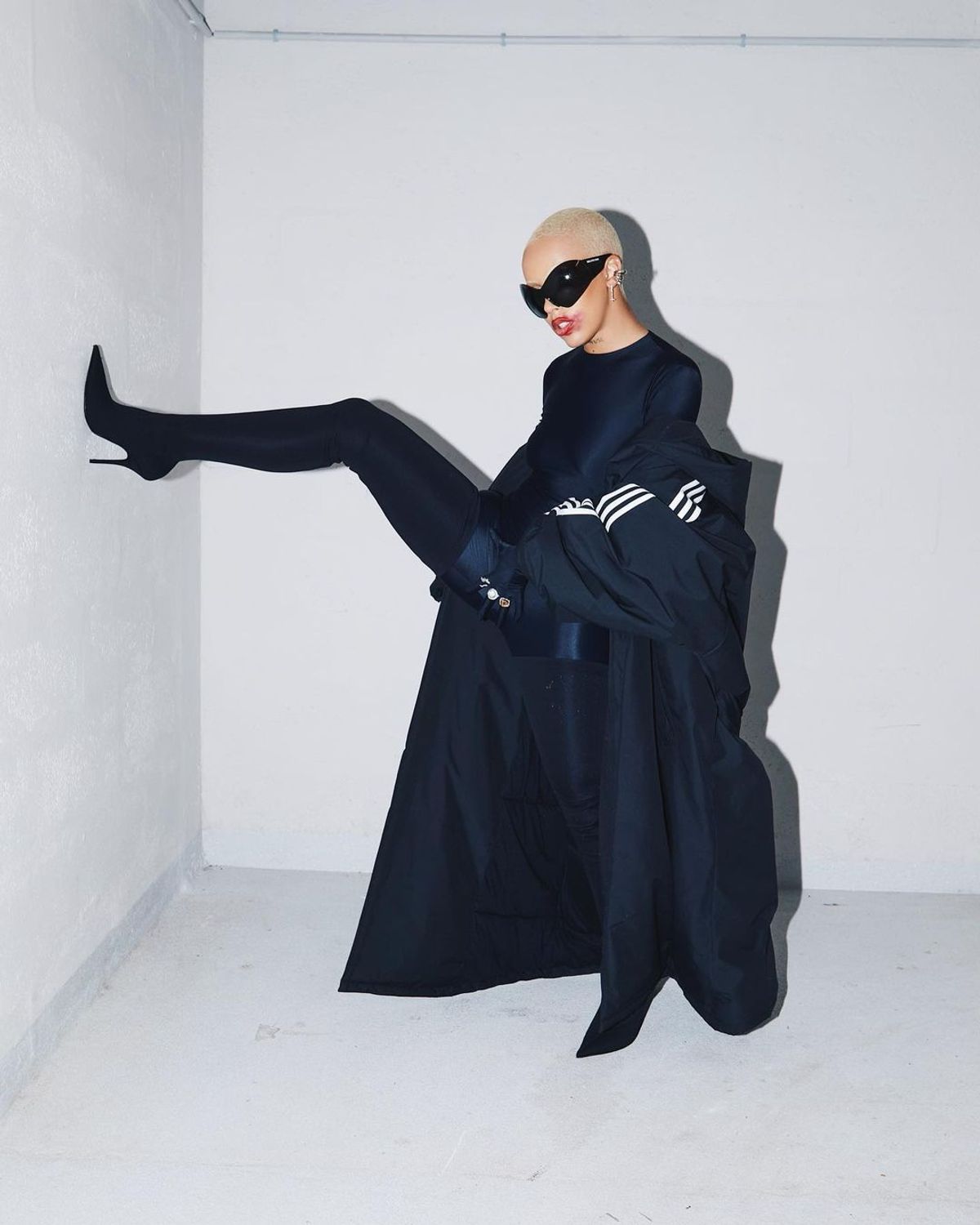 Doja Cat Outfit from October 4, 2022 | WHAT’S ON THE STAR?