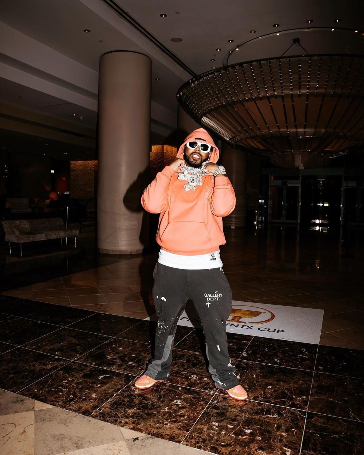 Icewear Vezzo Outfit from September 27, 2022 | WHAT’S ON THE STAR?