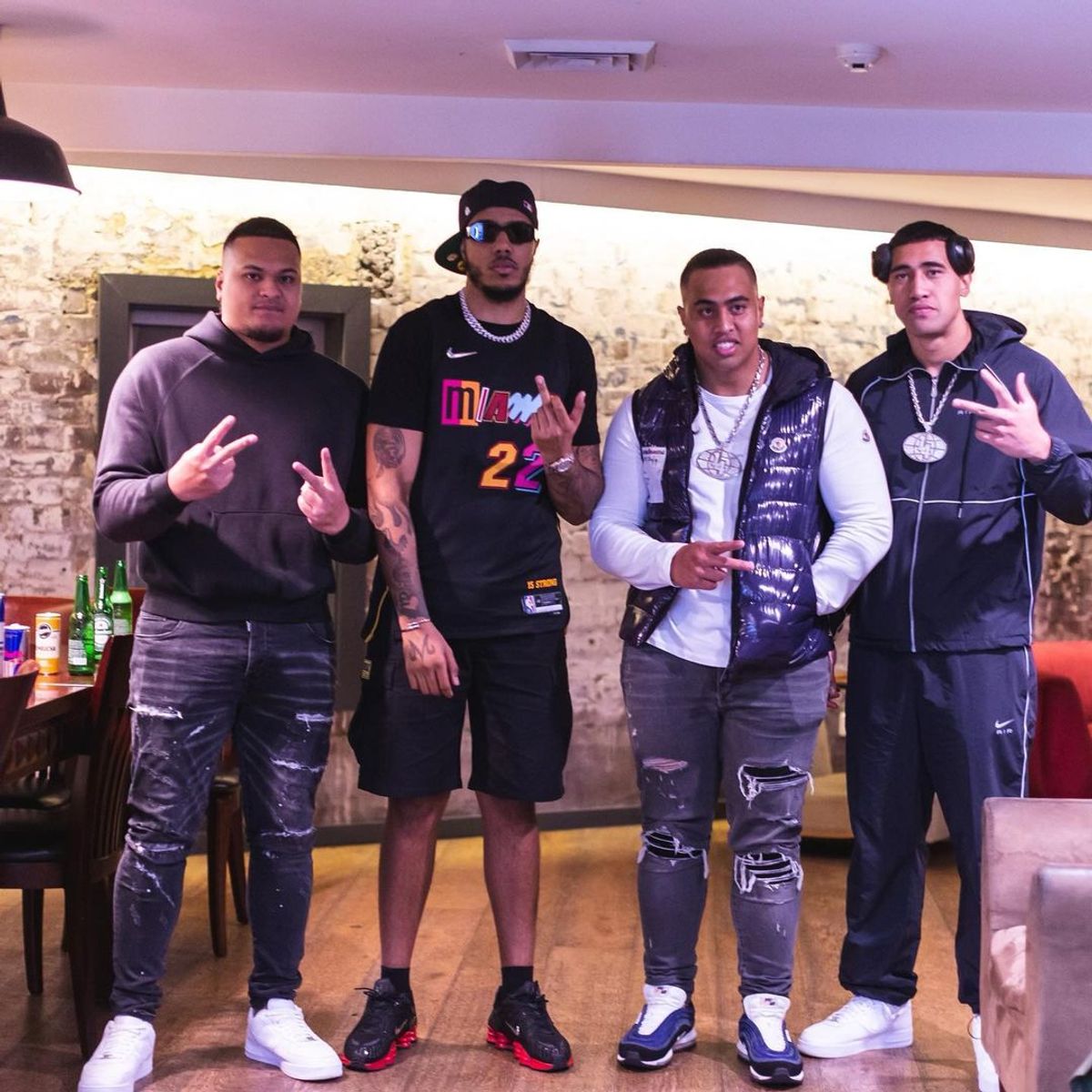 AJ Tracey Outfit from September 21, 2022 | WHAT’S ON THE STAR?