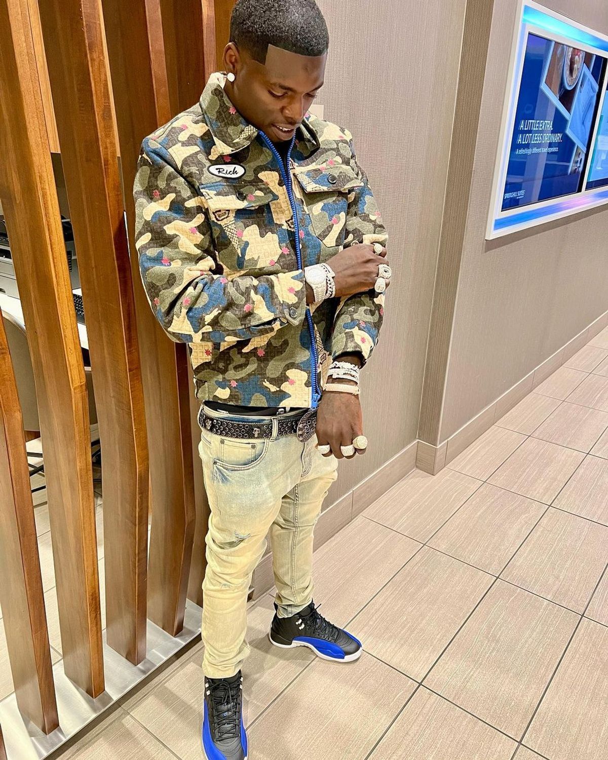 Big Boogie Outfit from October 9, 2022 | WHAT’S ON THE STAR?