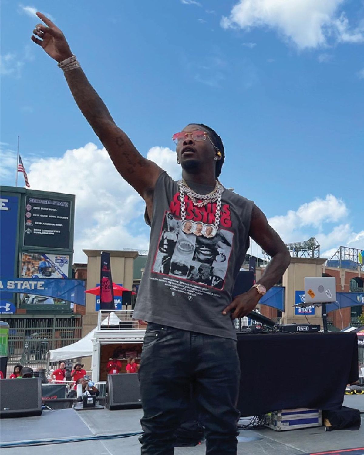 Offset Outfit from August 29, 2021 | WHAT’S ON THE STAR?