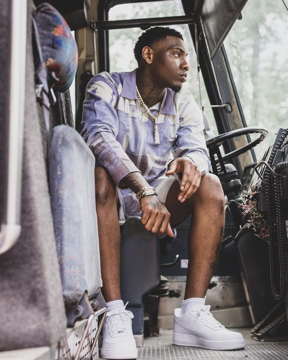 Pg Ra Outfit from May 17, 2022 | WHAT’S ON THE STAR?