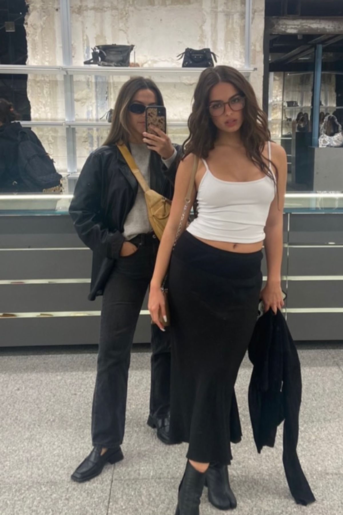 Addison Rae Outfit from October 1, 2022 | WHAT’S ON THE STAR?