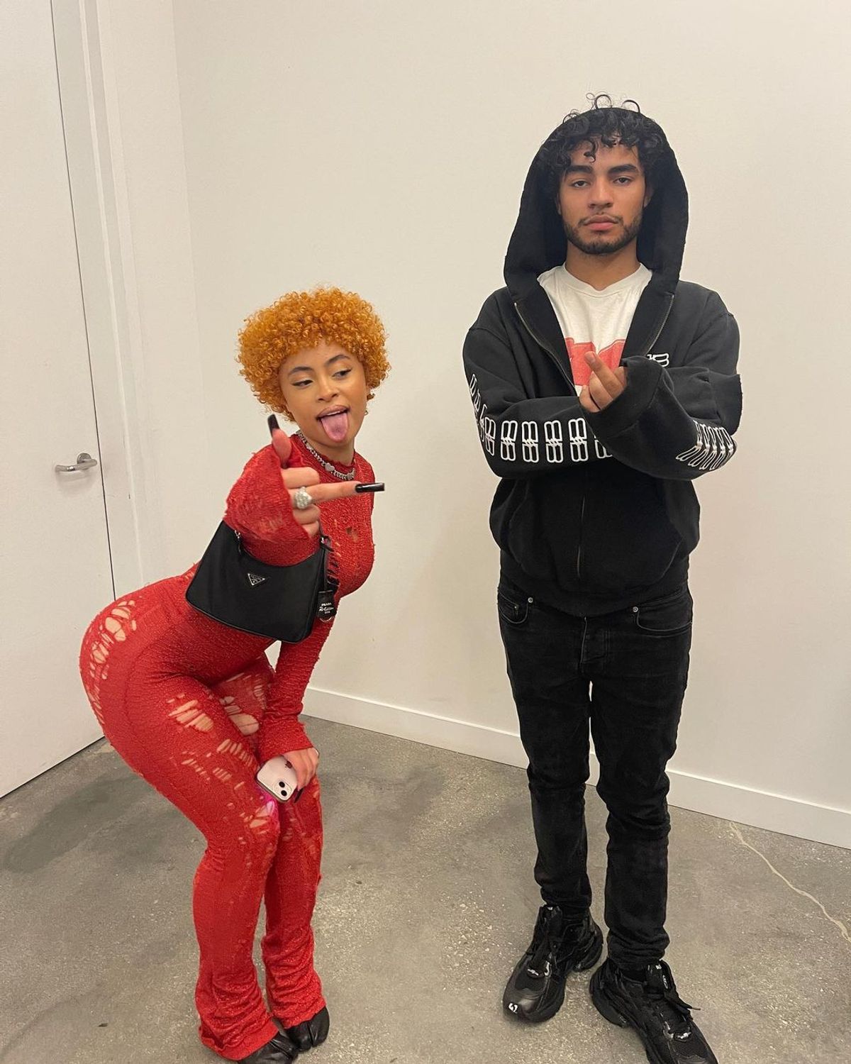 Riot Outfit from October 14, 2022 | WHAT’S ON THE STAR?