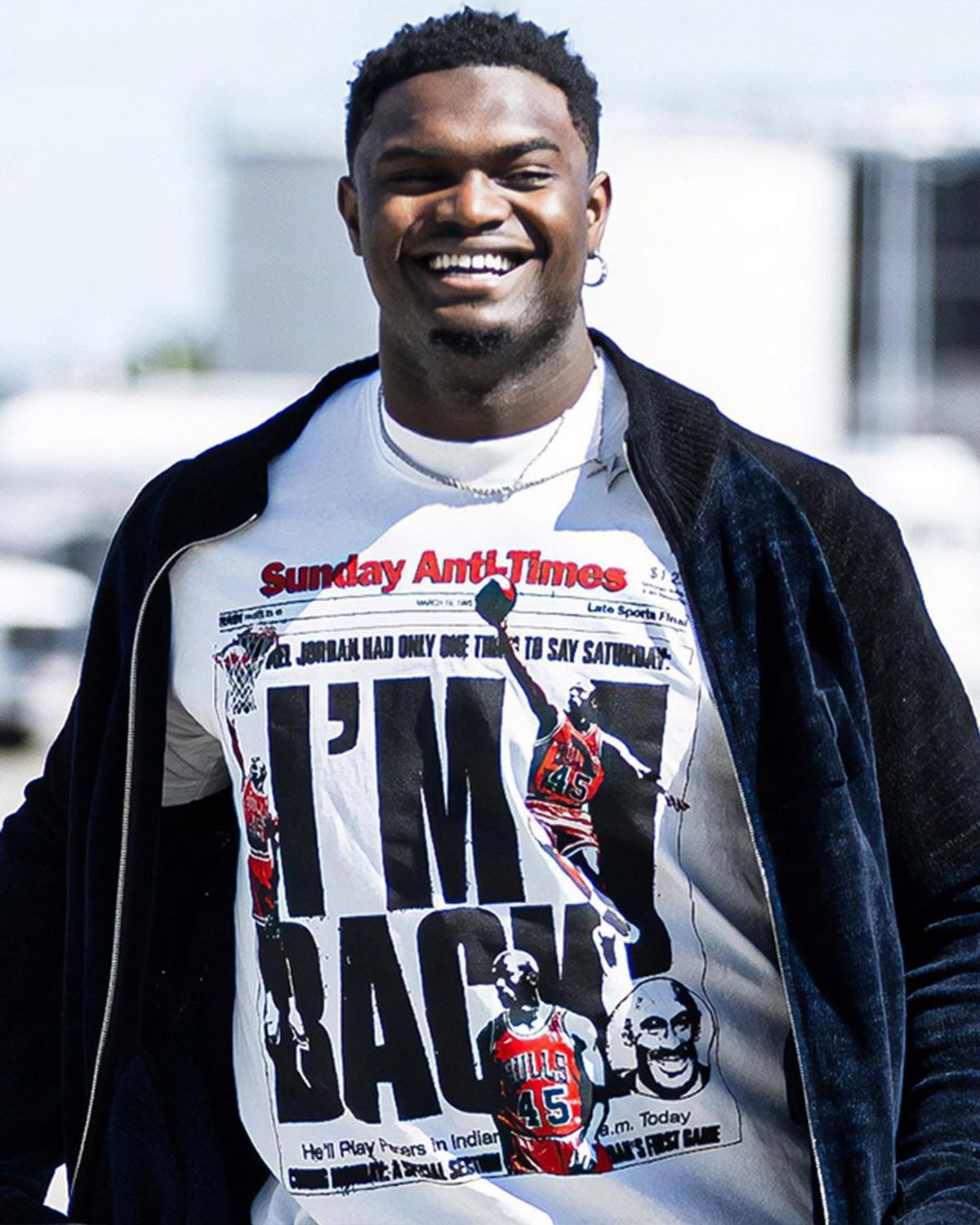 Zion Williamson Outfit from October 19, 2022 | WHAT’S ON THE STAR?