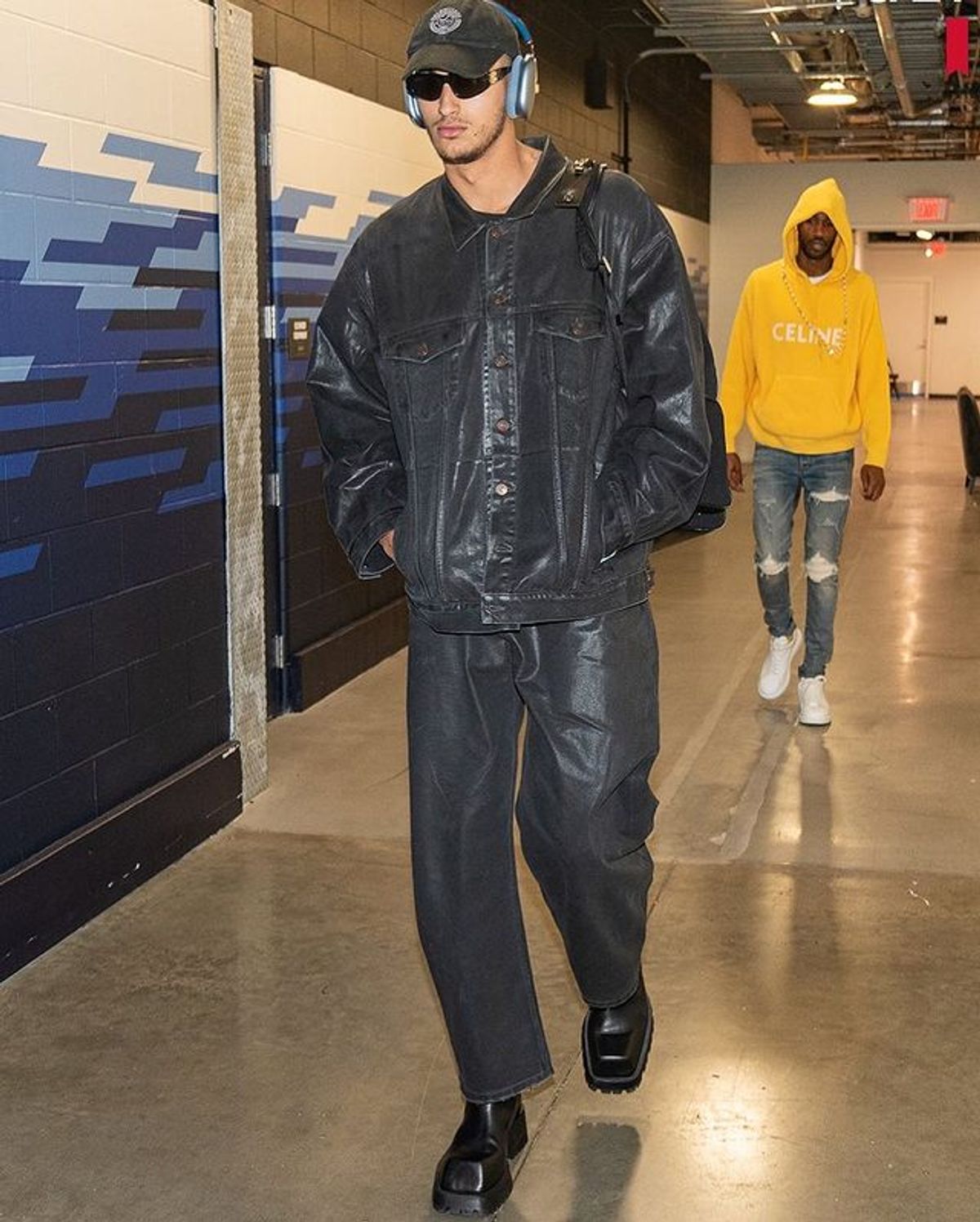 Kyle Kuzma Outfit from October 20, 2022 | WHAT’S ON THE STAR?