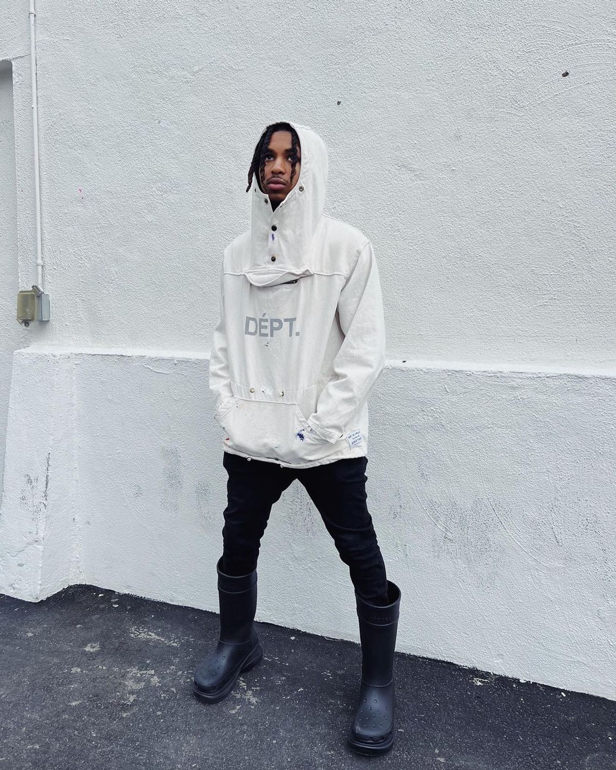 DDG Outfit from October 23, 2022 | WHAT’S ON THE STAR?