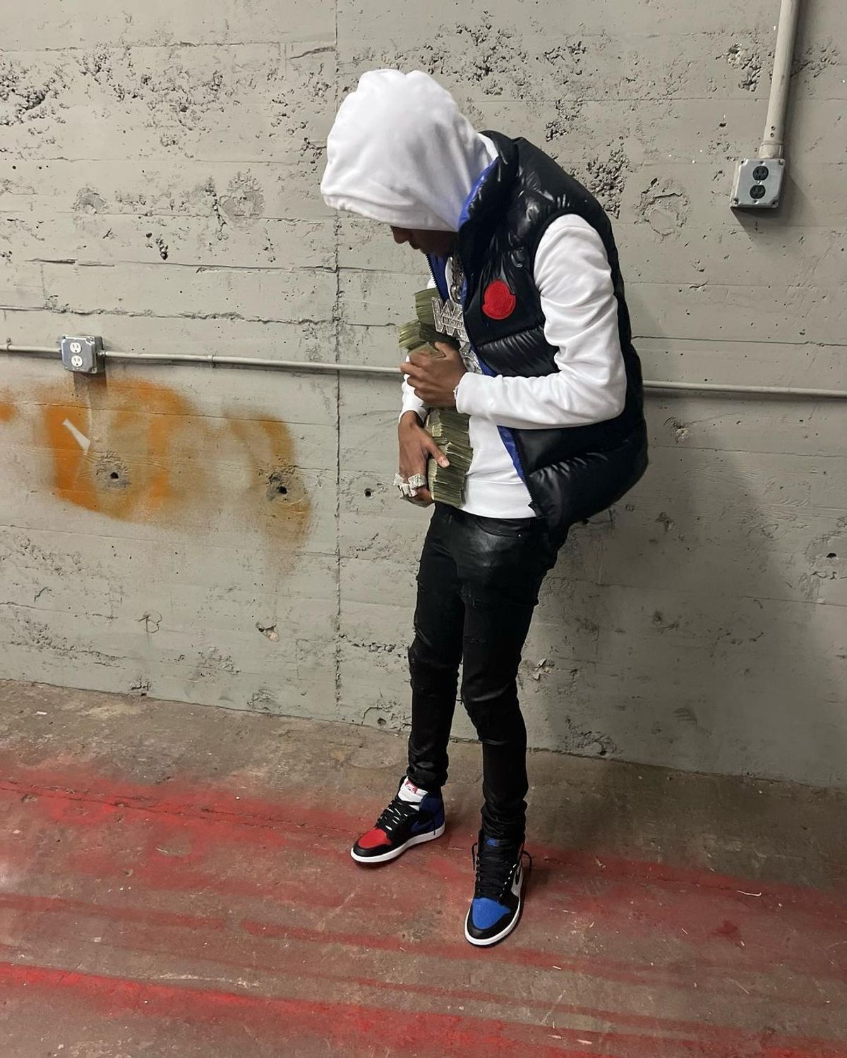 Nardo Wick Outfit from October 25, 2022 | WHAT’S ON THE STAR?