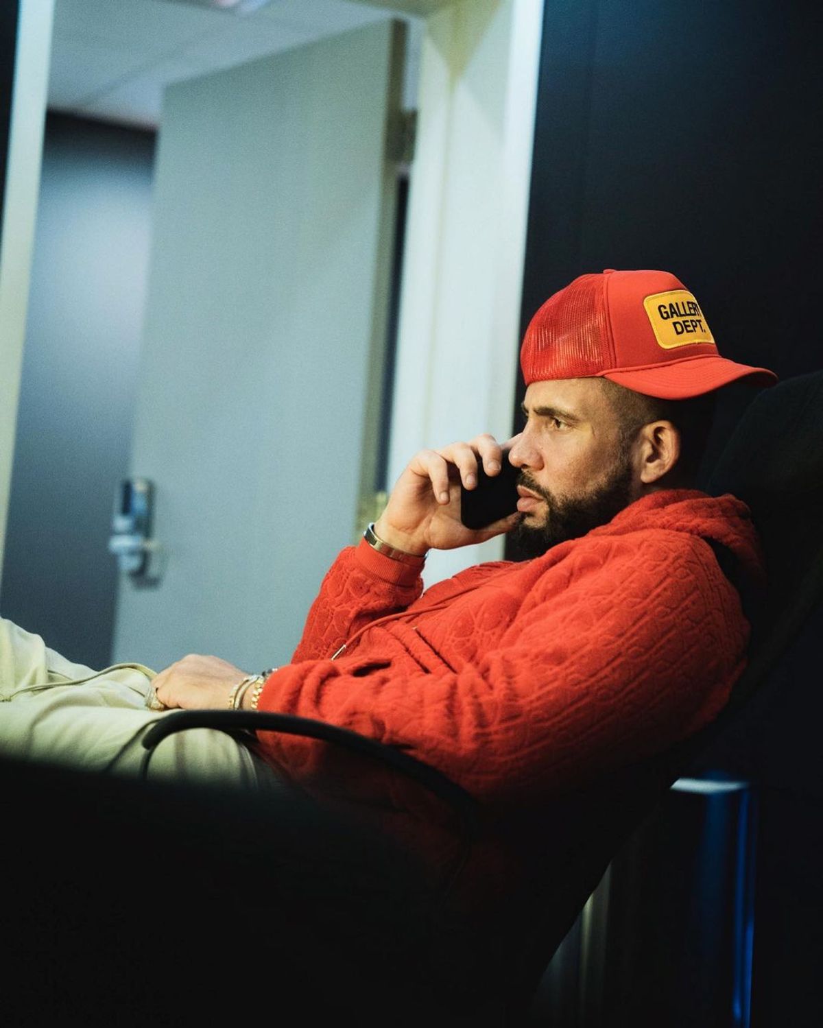 DJ Drama Outfit from November 3, 2022 | WHAT’S ON THE STAR?